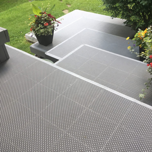 Deck Tile Outdoor Decking and Matting - DuraGrid